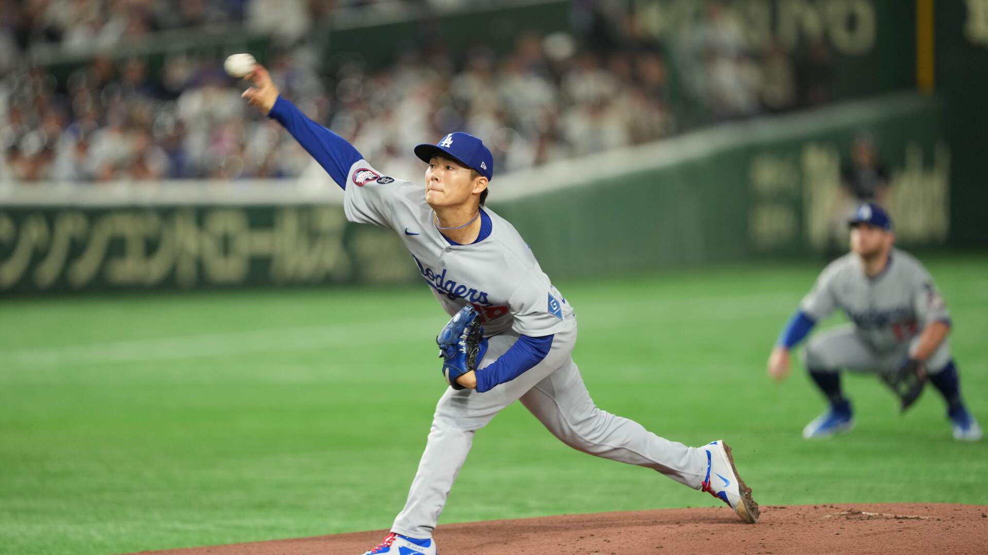 Yamamoto, Ohtani deliver in return to Japan, Dodgers beat the Cubs 4-1 ...