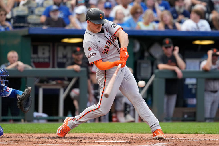 San Francisco Giants Sell 10% Stake to Sixth Street Partners