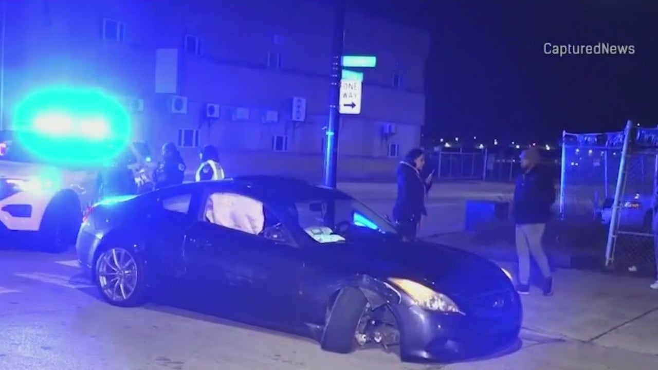 Pedestrian killed in 3-car crash on Chicago’s Southwest Side