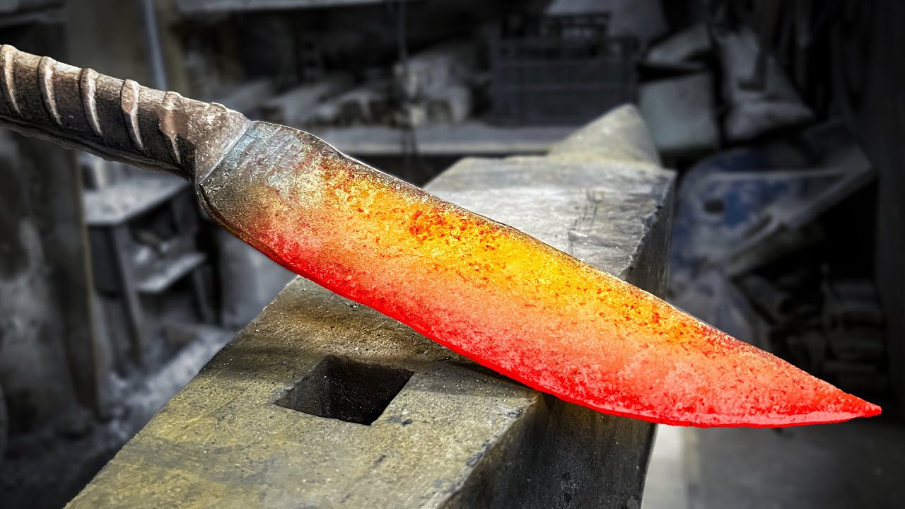 I Made A Strong Hunting Blade Out Of Rebar In The Forge!