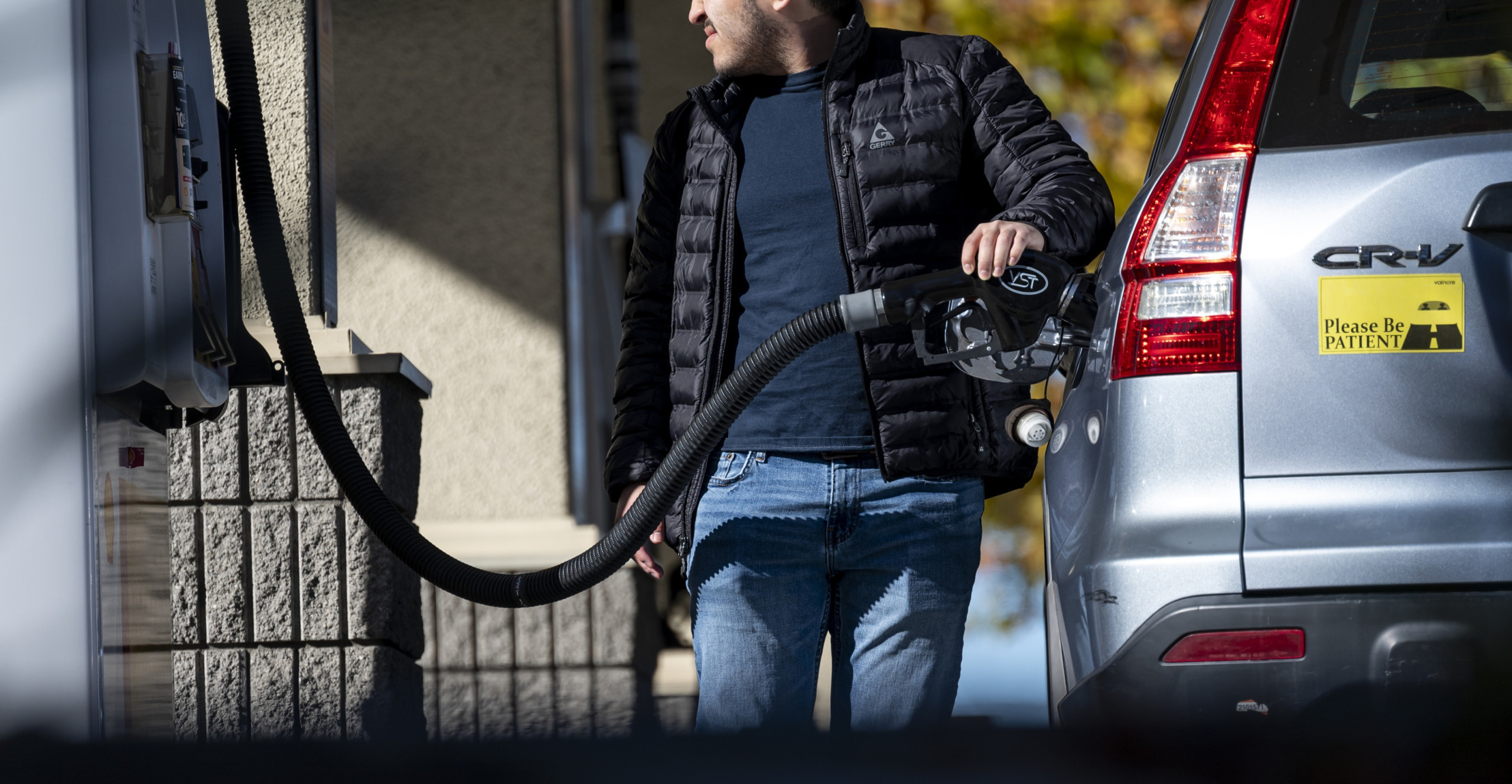 Driving tips for saving gas