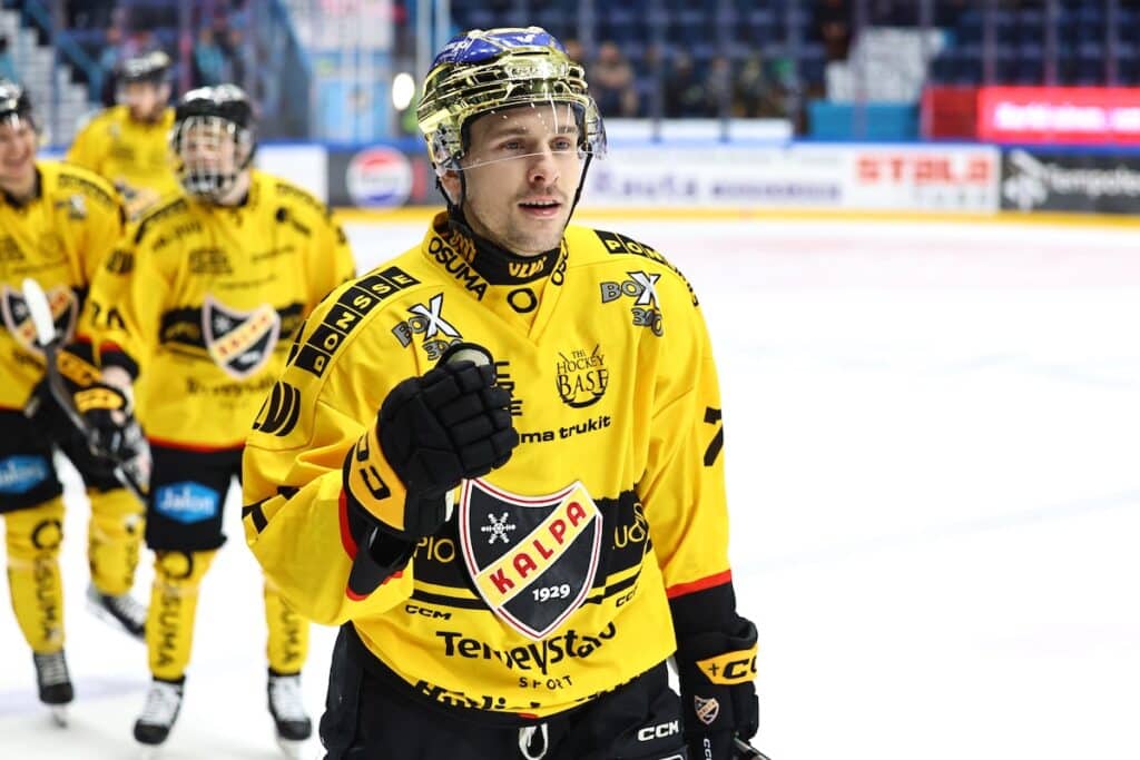 Tämä vauhtikone on SM-liigan suurin mestarisuosikki – nyt tuli kovaa ...