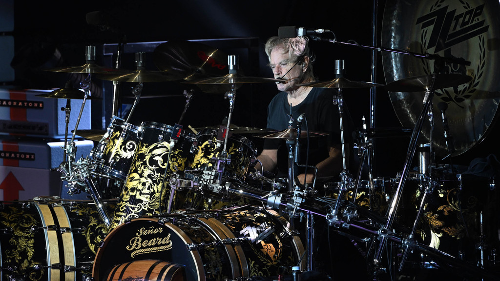 Frank Beard, le batteur de ZZ Top, s'absente pour des raisons de santé