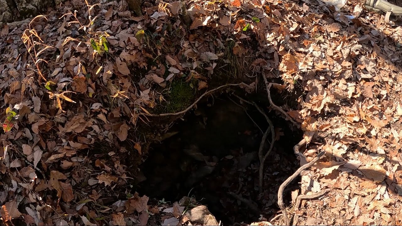 Tiny Hole in Earth Opens Up 220-Foot Deep