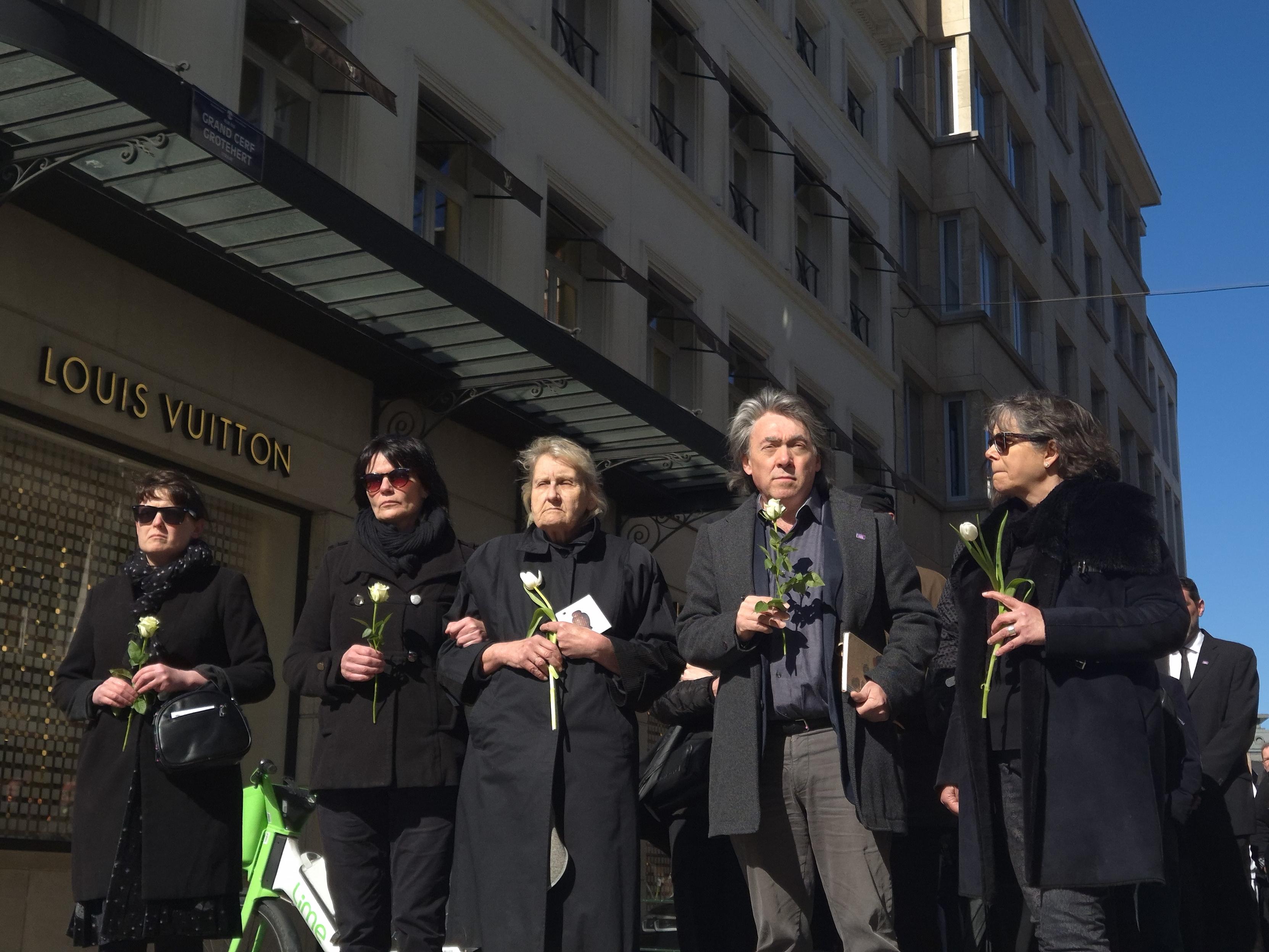 GAIA houdt begrafenisceremonie voor imago van LVMH en dochterbedrijf ...