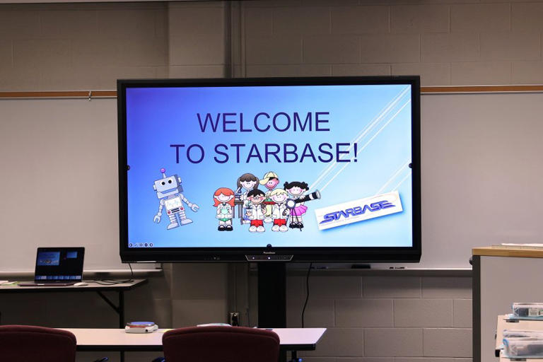 Advocates fight to keep Kansas StarBase program alive after teachers ...