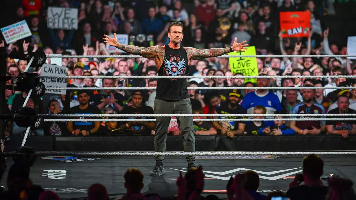 “I work with Children”- CM Punk announces huge contract signing with ...