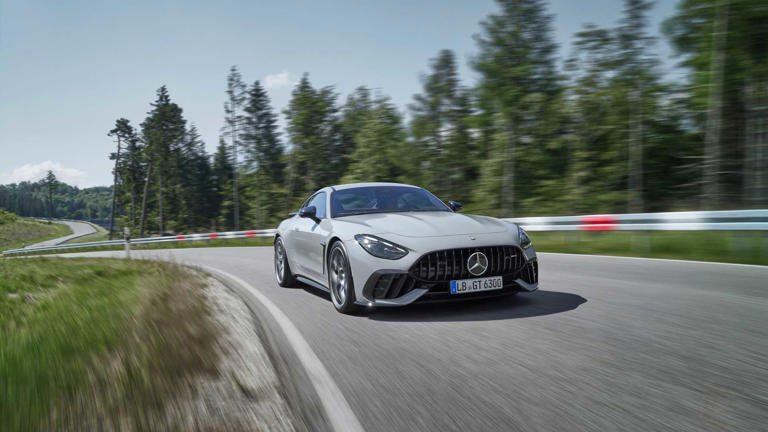 Mercedes-AMG Charges Pro-Grade Money For Its GT 63 PRO 4MATIC+ Coupe