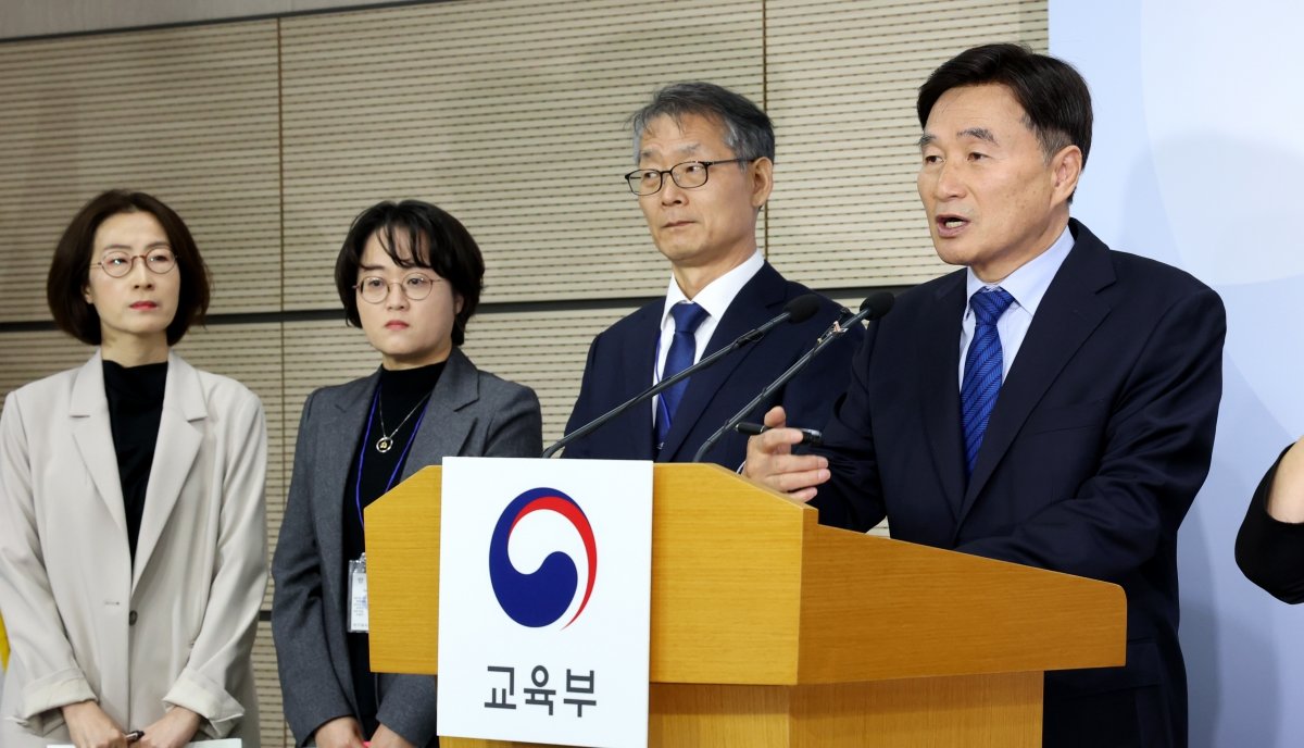 “올해 수능도 킬러문항 없다… EBS 50% 연계 유지”