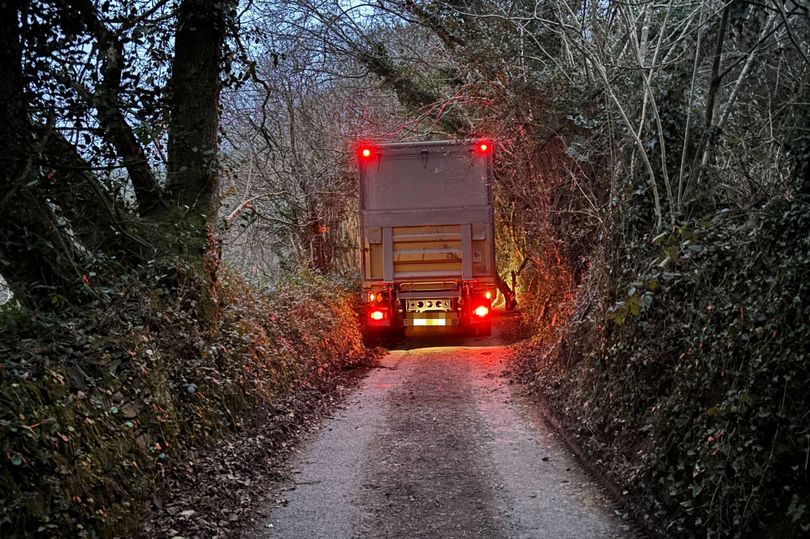 Frustration as lorries cause yet more damage on notorious Cornwall lane