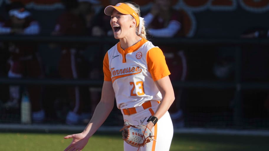 Tennessee Volunteers Pitcher Records Fastest College Softball Pitch Ever