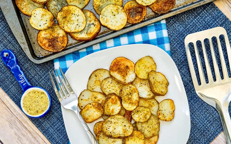 Garlic Herb Sheet Pan Potatoes