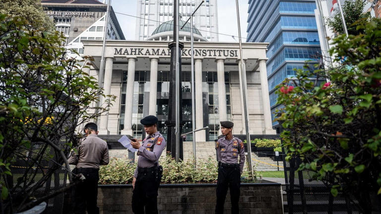 Putusan MK Masih Bolehkan Sekolah Swasta Tertentu Pungut Biaya