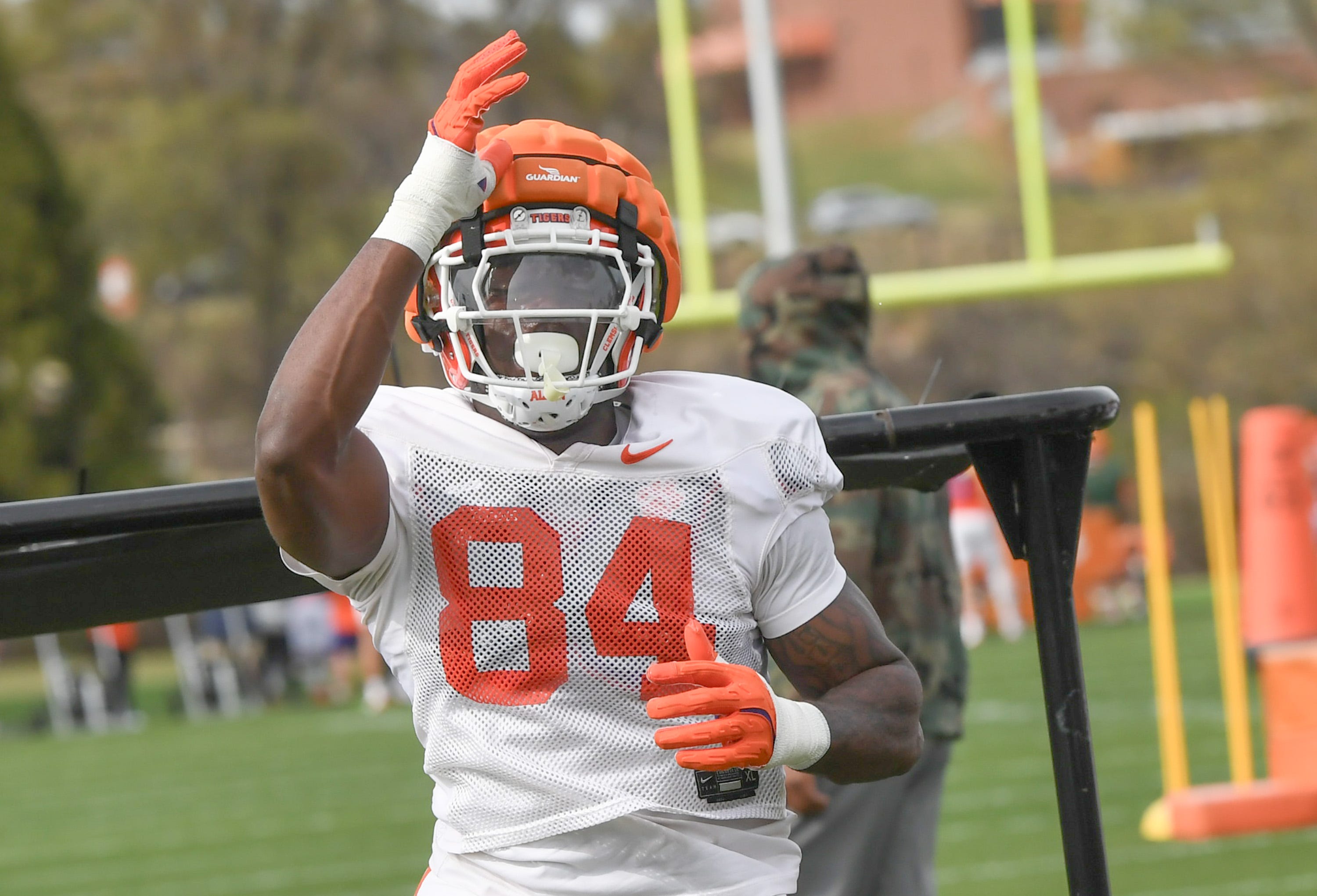 5 things to know about Oregon Ducks' new tight end Markus Dixon