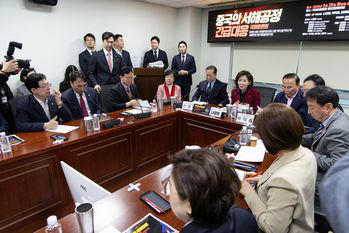 Koreans skeptical as Chinese envoy repeats claim that Yellow Sea ...
