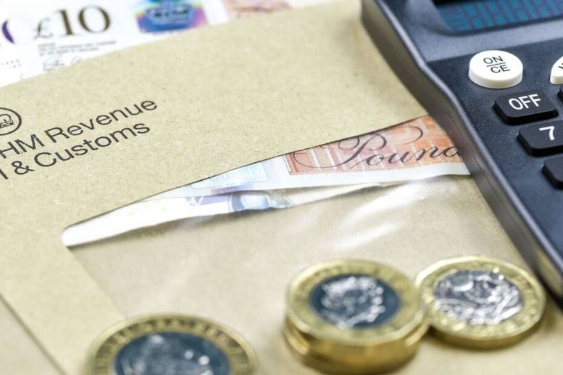 HMRC issues warning to anyone who's paid tax in last 20 years as it ...