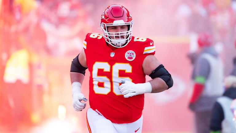 Chiefs Bring Back Lineman Who Could Replace Joe Thuney