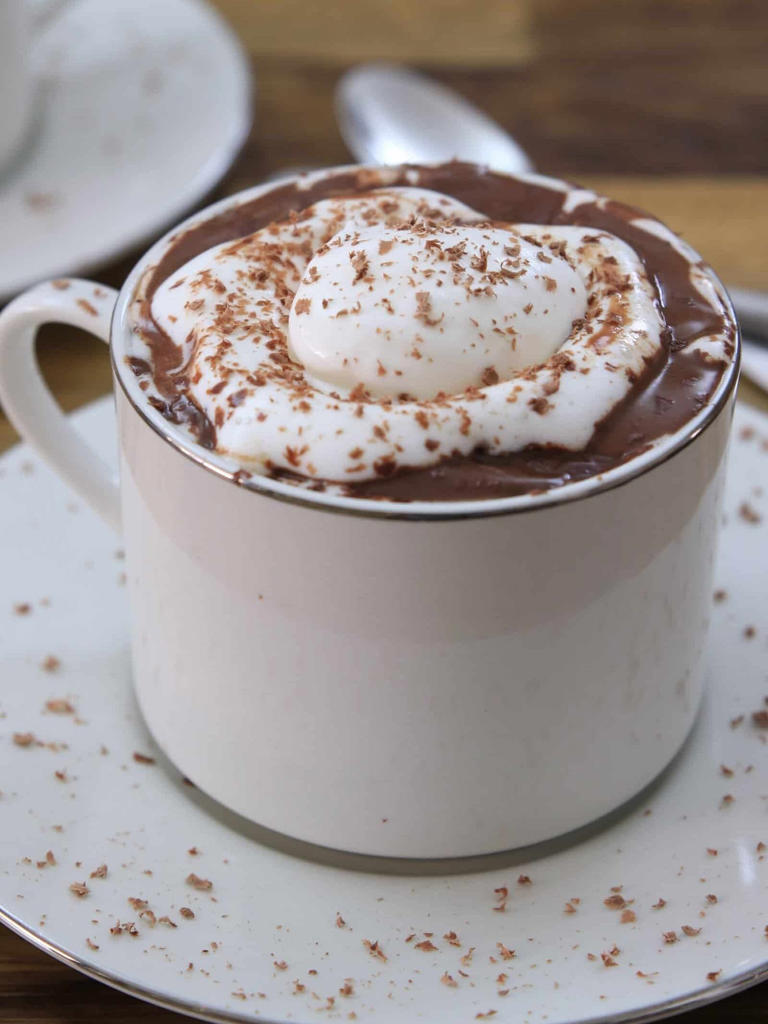 How to Make Cioccolata Calda – The Best Italian Hot Chocolate