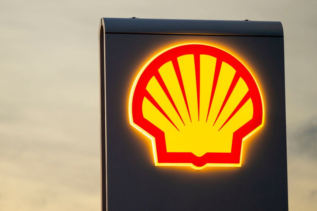 Shell: FTSE 100 giant vows to boost investor returns after £19bn pay day