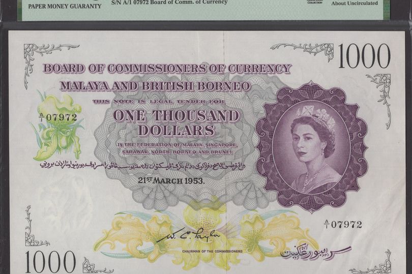 Bank note featuring portrait of Queen Elizabeth II sells for £150,000