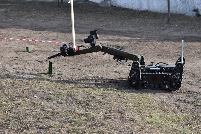 Meet the little robot helping Ukrainian deminers clean up the massive ...