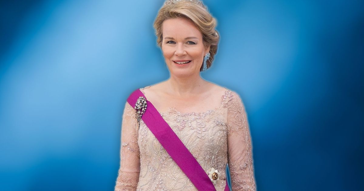 Wie im Disney-Film: Königin Mathilde in traumhafter Märchen-Robe