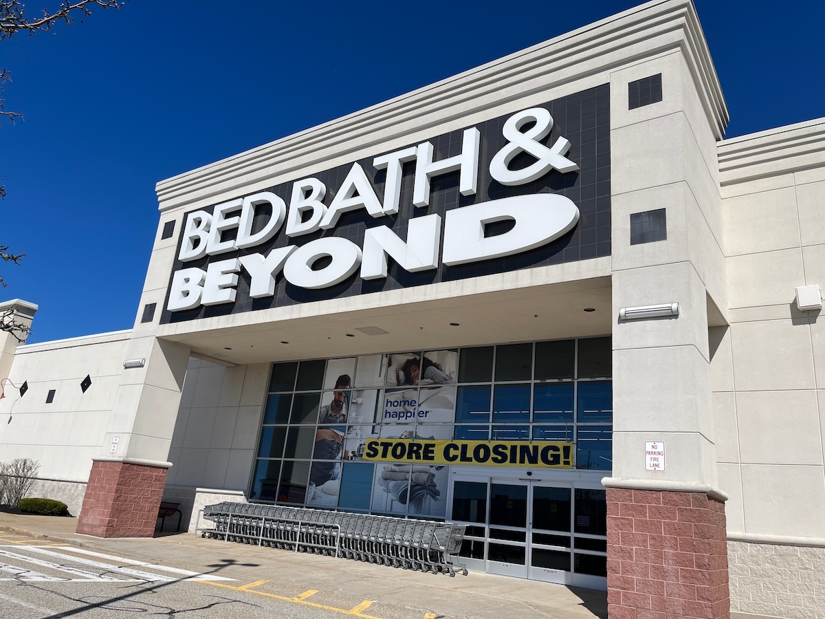 Defunct Stores Chains That No Longer Exist