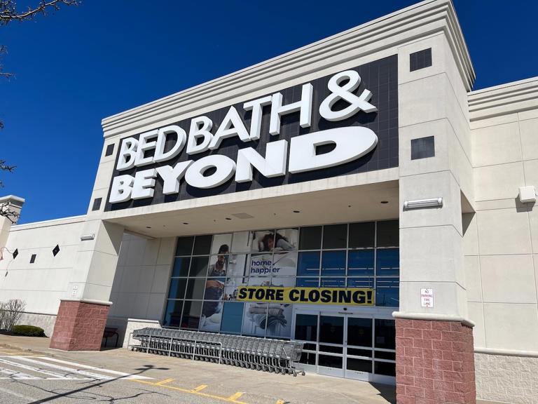 Defunct Stores Chains That No Longer Exist