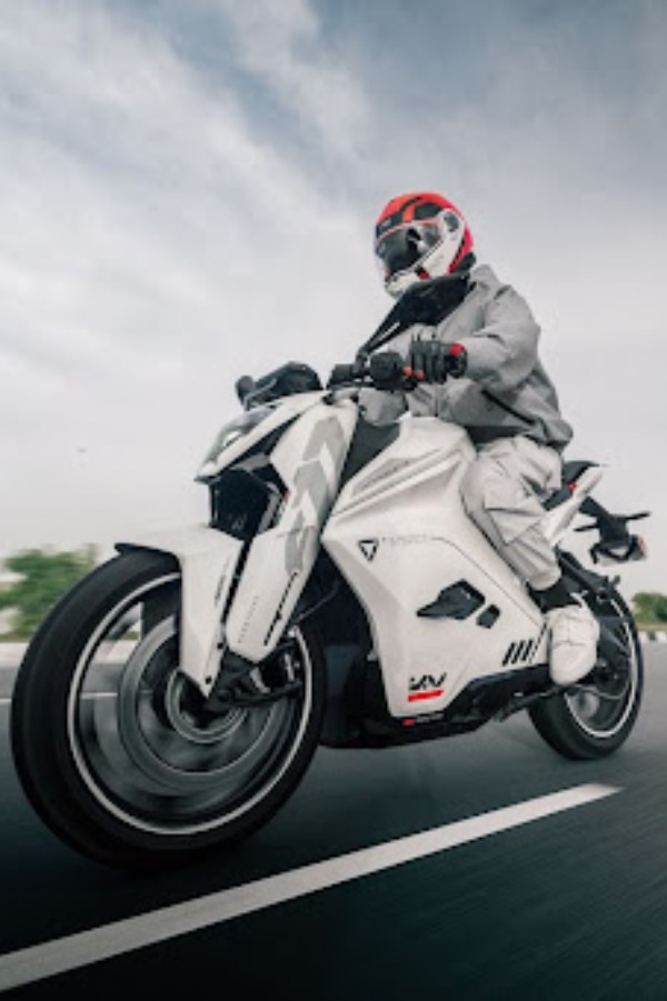 Performance Analysis: Ultraviolette F77 on Urban Roads vs Highways