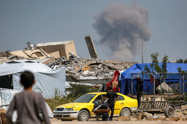 Al Jazeera condemns killing of correspondent Hossam Shabat in Gaza