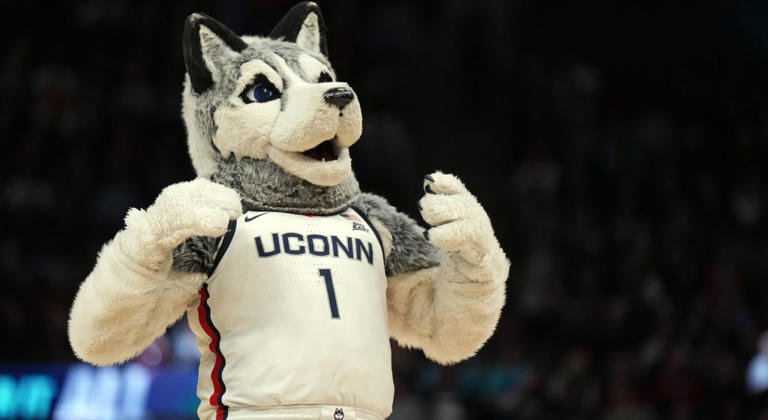 UConn staffer doubles down on confrontation