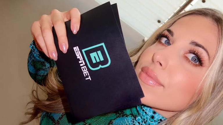 ESPN's Erin Dolan shares chilling with Phillies star boyfriend Alec ...