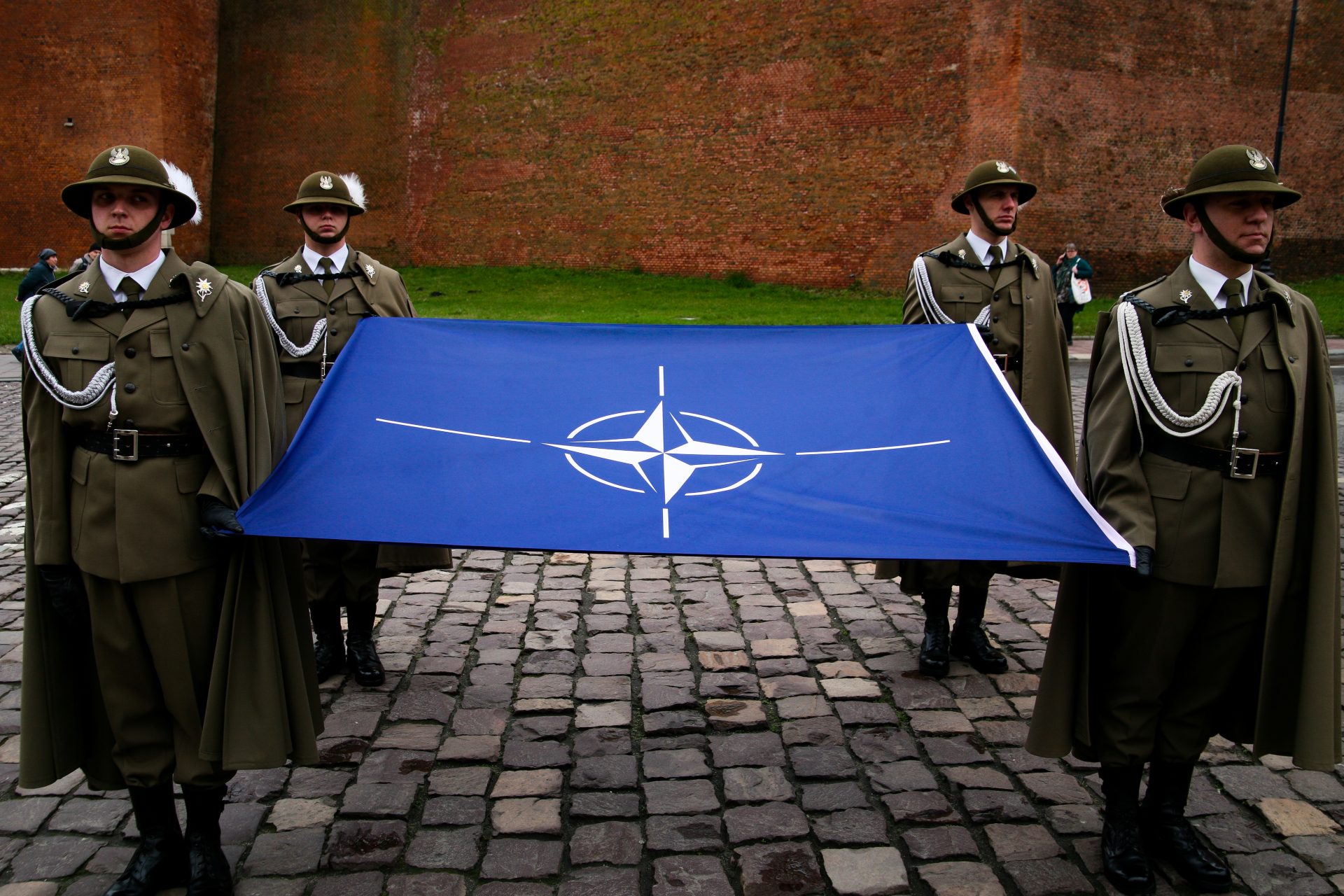 Comparaison des forces armées : en cas de guerre, l'OTAN surpasserait ...