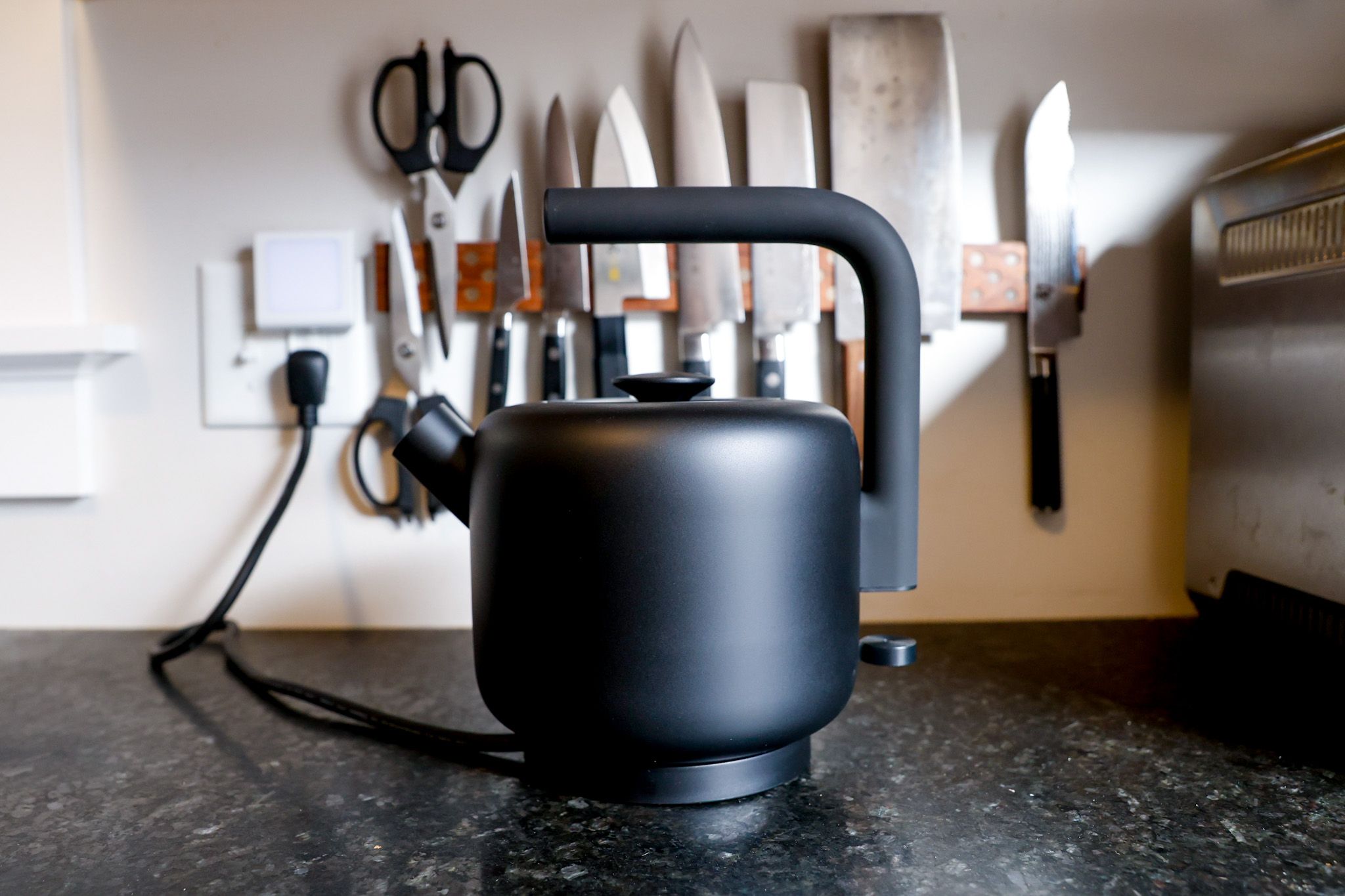 How to Clean an Electric Kettle