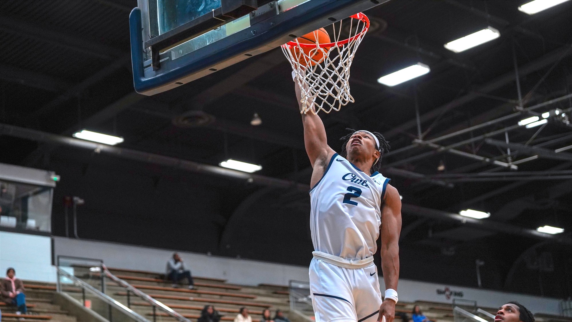 Forward Antonio Chandler commits to Siena men's basketball