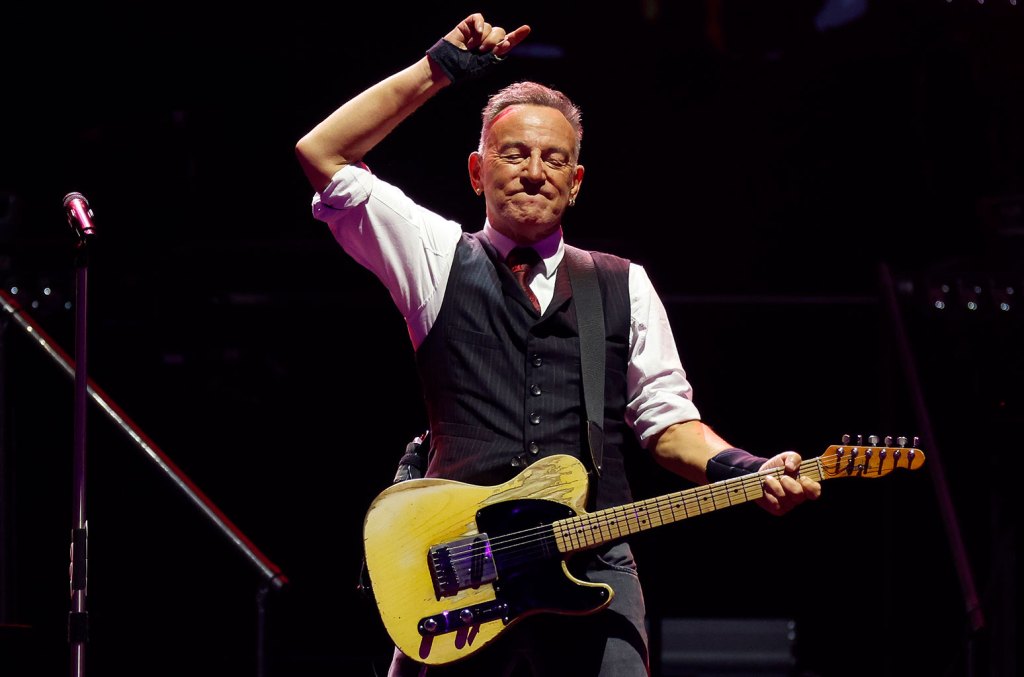 Bruce Springsteen's ‘Tracks II: The Lost Albums' Box Set To Feature ...