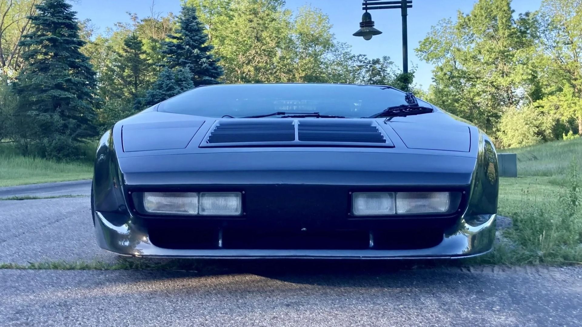 America's First 200 MPH Supercar Almost Nobody Remembers