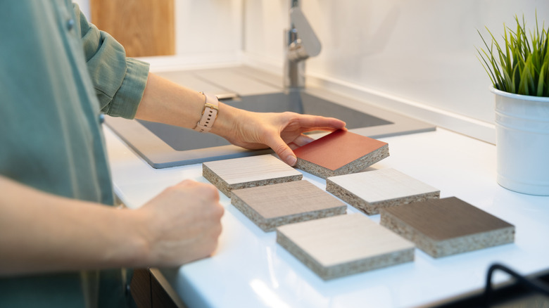 Laminate Vs Solid Surface: Which Is The Better Buy For Low-Budget Countertops?