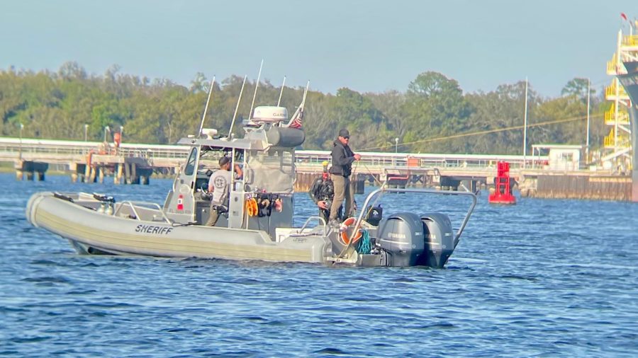 Child missing, 3 others dead after boat capsizes in Florida waters