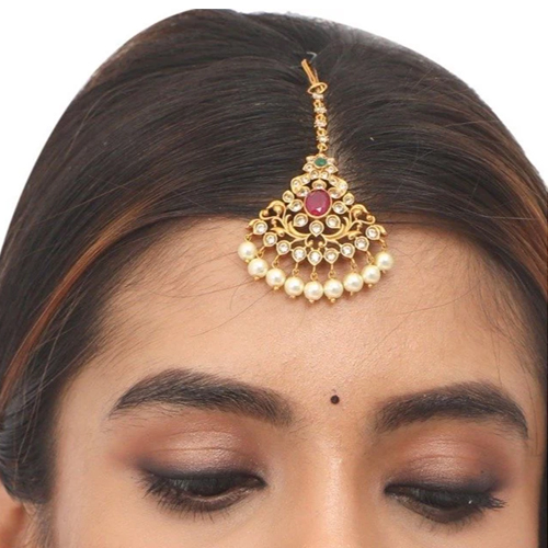 Maang Tikka or Matha Patti: Which is the Better Bridal Accessory!