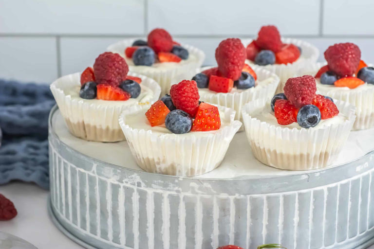 Quick & Easy No Bake Mini Mixed Berry Cheesecakes Recipe