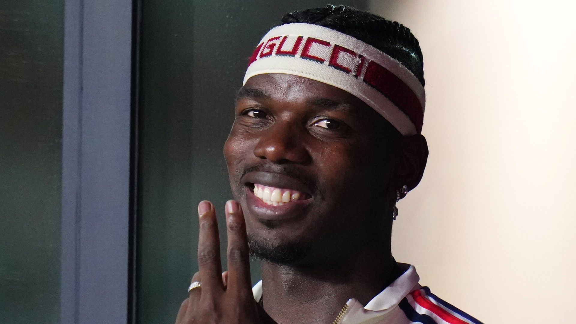 'Still one of a kind' - Man Utd urged to bring 'higher standard' Paul ...