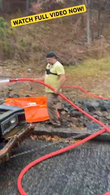 Removing 1979 Cougar from Lake!