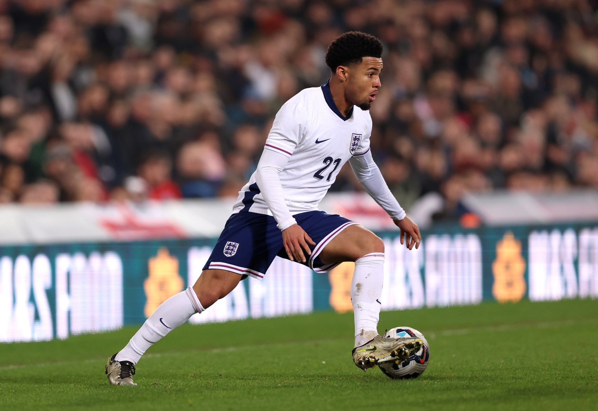 Ray Parlour makes Jack Wilshere comparison as Ethan Nwaneri fears emerge