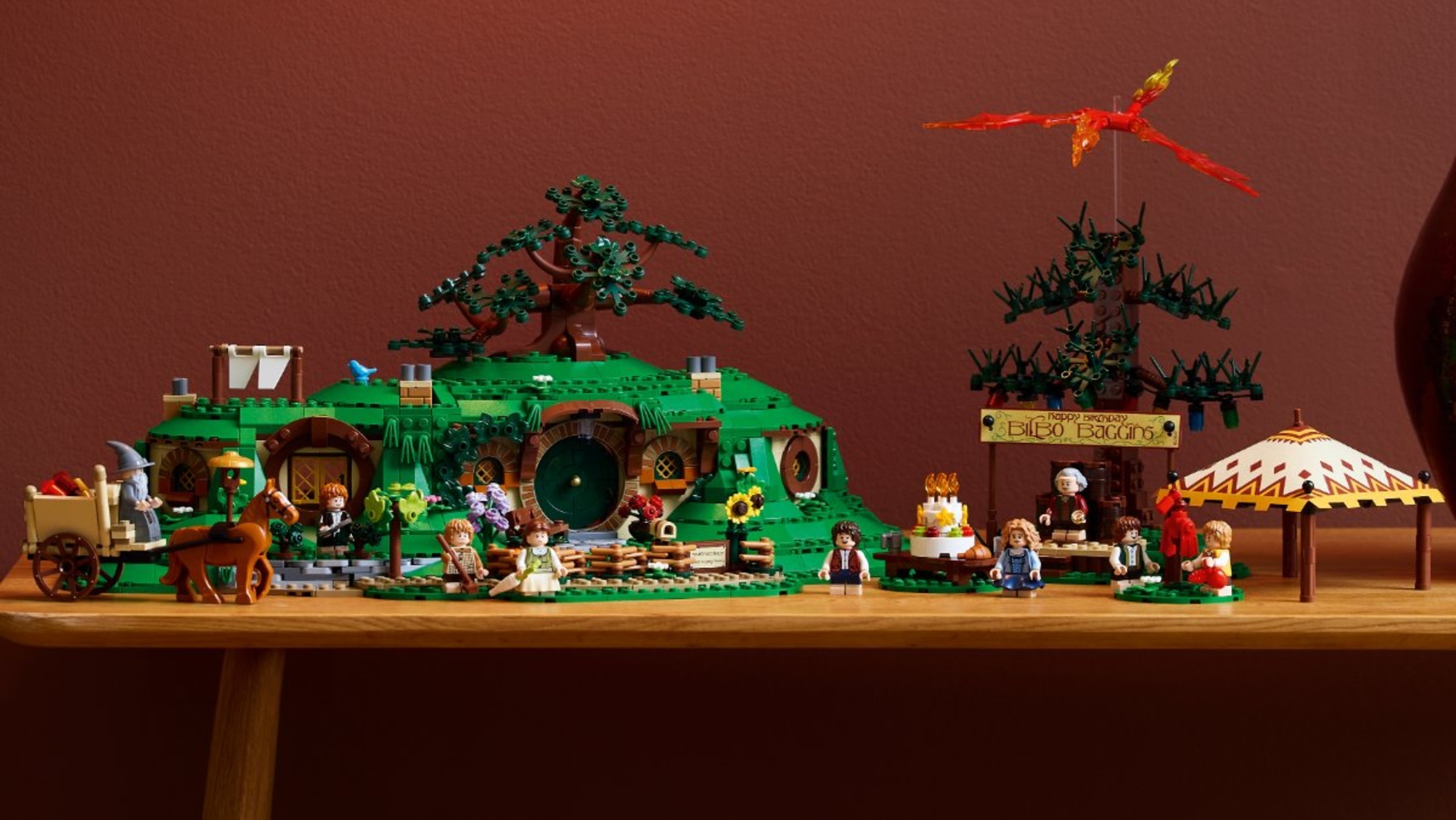 LEGO The Shire Set Joins Epic THE LORD OF THE RINGS Collection
