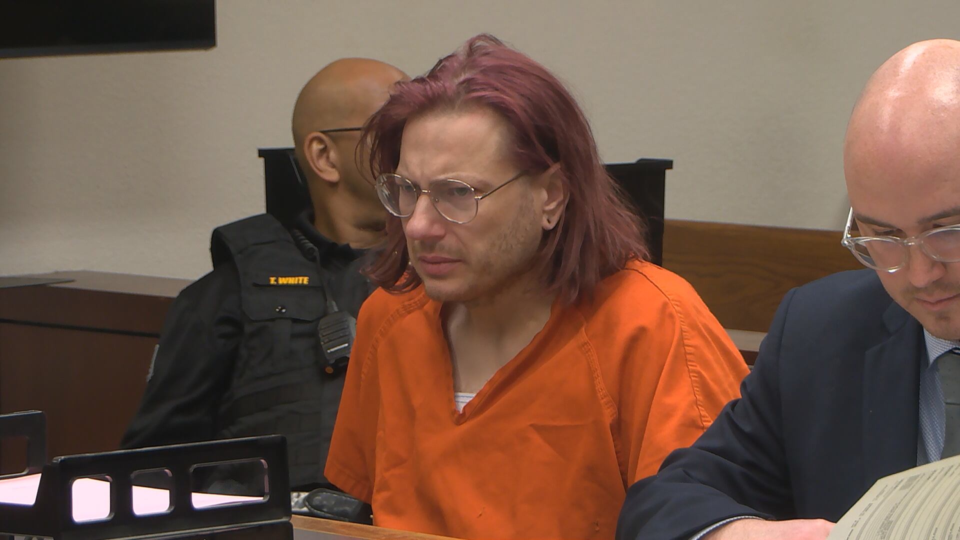 LMPD officer describes chaotic scene that led to road rage shooting