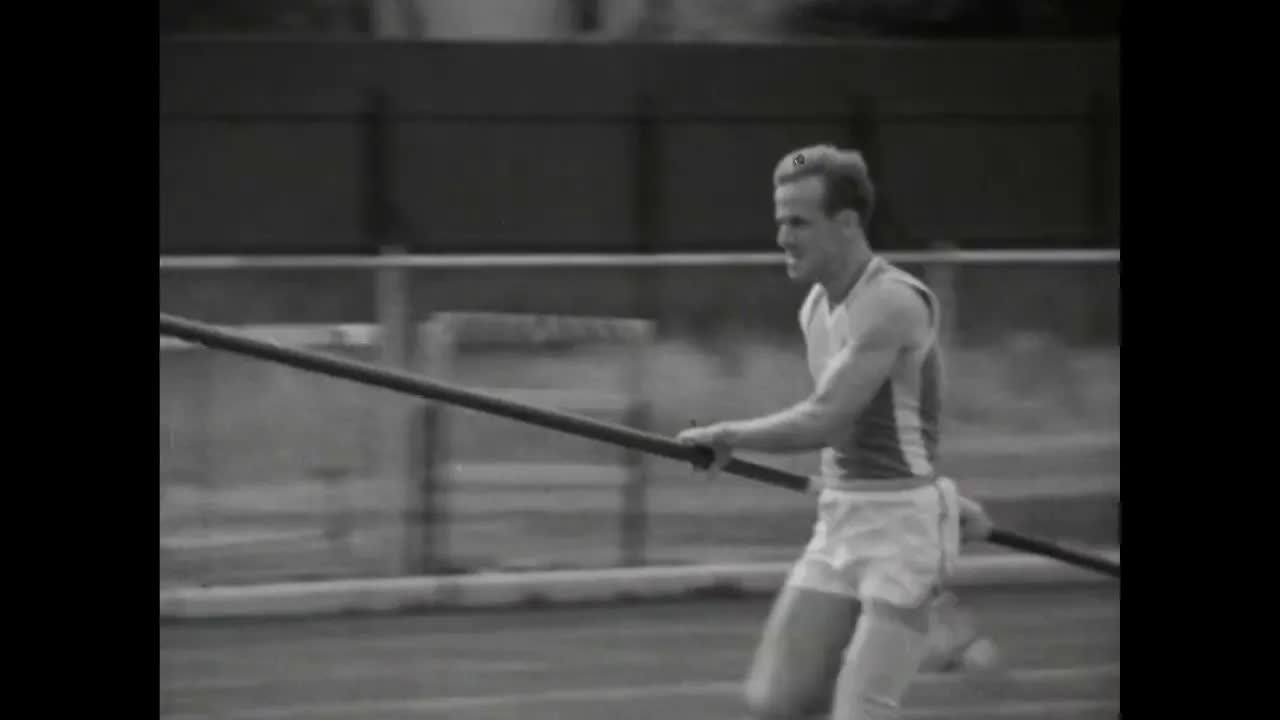 Pole Vaulting Technique: Mastering Kinetic & Potential Energy in Track ...