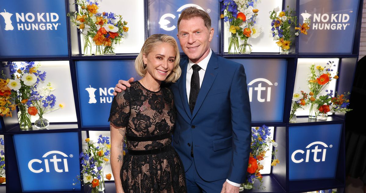 Bobby Flay Is in a Sizzling Celebrity-Chef Couple