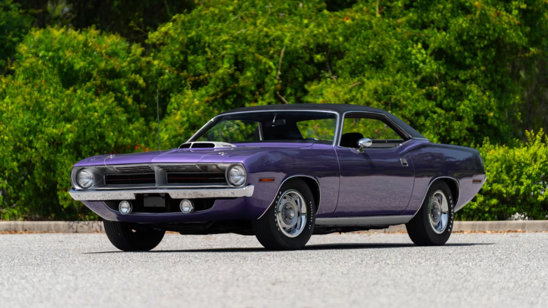 10 Facts About the Legendary Plymouth ‘Cuda