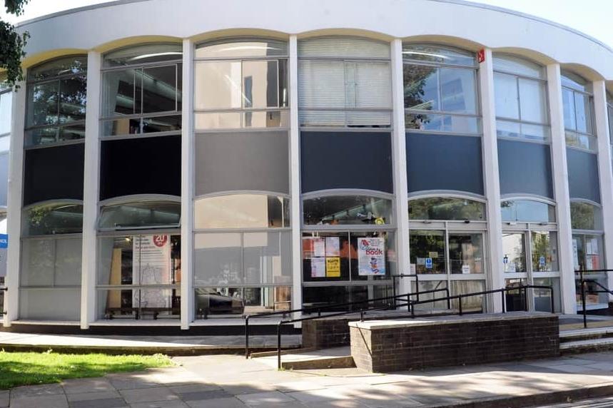 Chichester library to close for major refurbishment